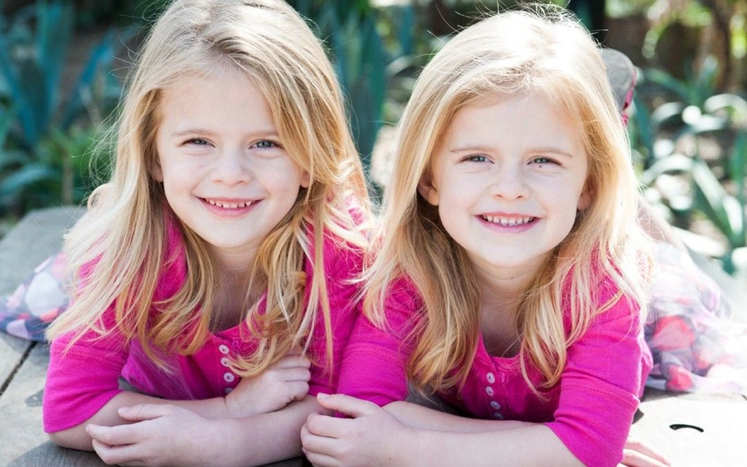 Miranda and Jenna | Alex Gilbert Series Wiki | Fandom