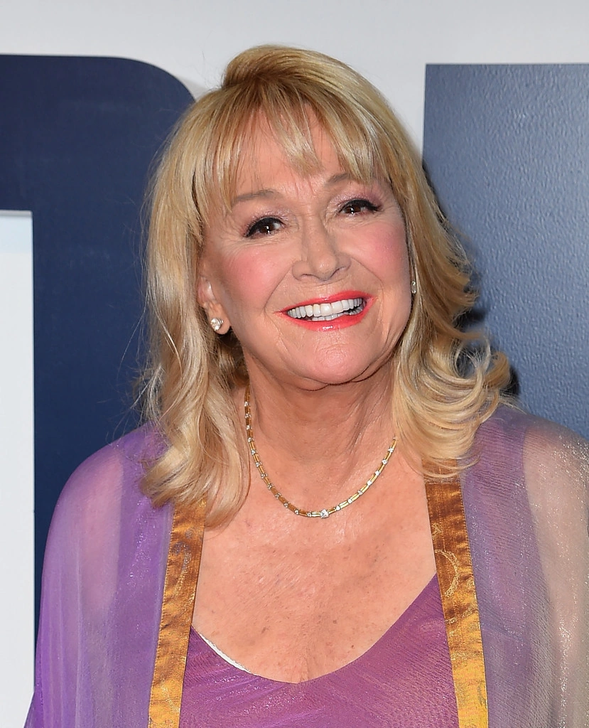 What happened to Phoebe Cates? Actress Who Left the Spotlight for Love