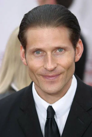 Crispin Glover Alice In Wonderland