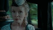 Helen Kingsleigh | Alice in Wonderland Wiki | Fandom