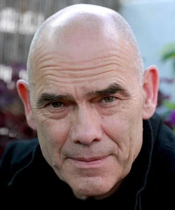 Peter Guinness | Alien Anthology Wiki | Fandom