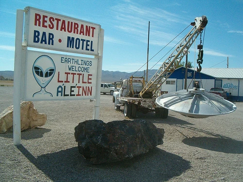 The Little A'Le'Inn | Alien Wiki | Fandom
