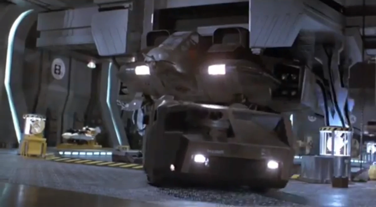 M577 Armored Personnel Carrier | Aliens-Predator-Aliens versus predator ...