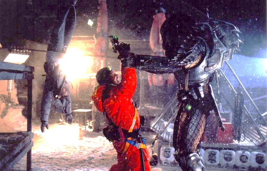 Attack on Razorback Point Whaling Station | ALIENS VS PREDATORS Wiki ...