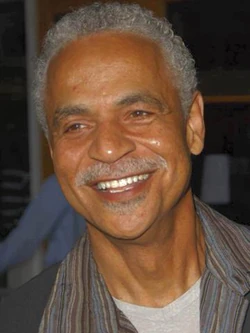 Ron Glass | All in the Family TV show Wiki | Fandom