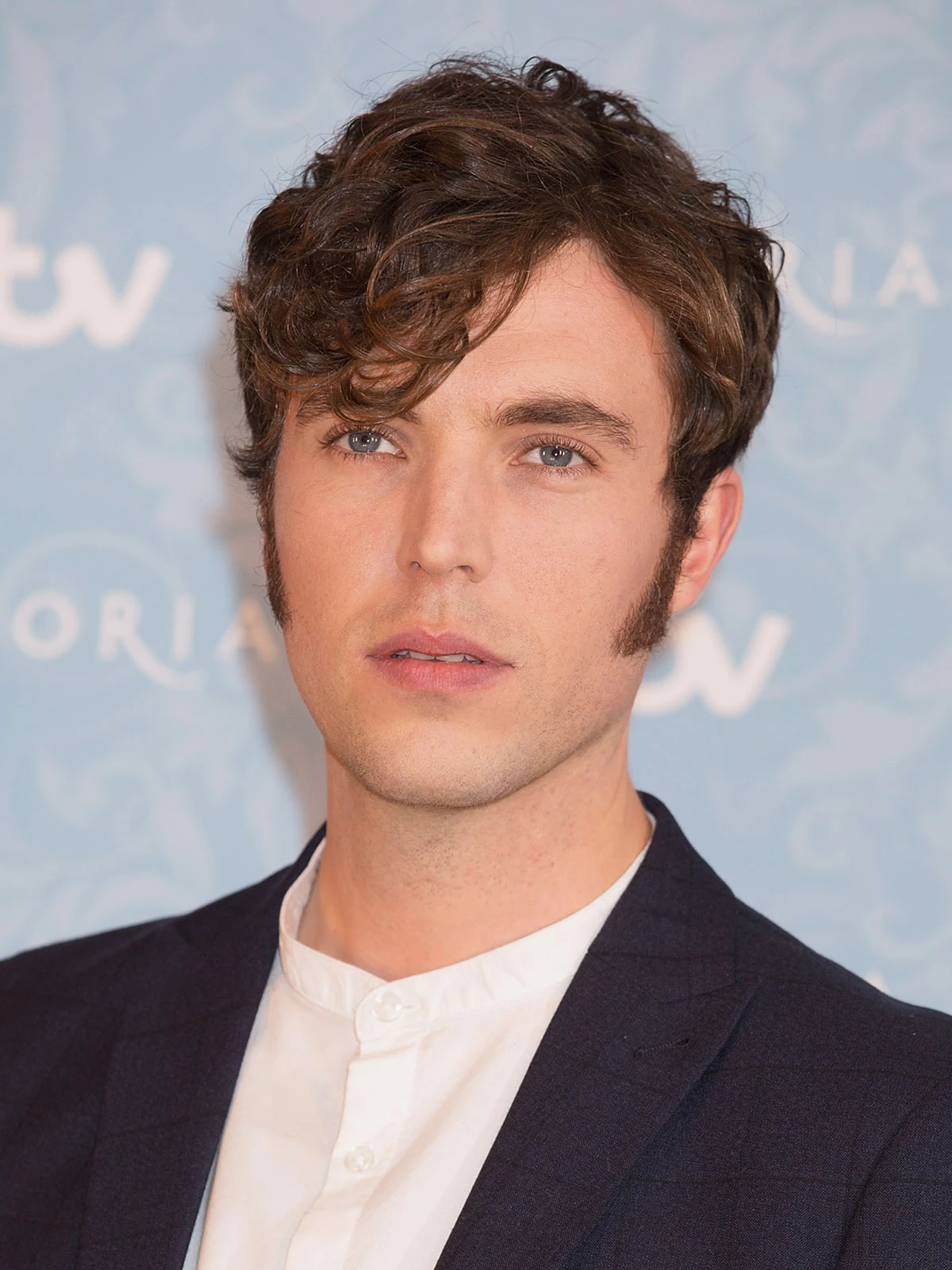 Tom Hughes | Wiki Le Livre perdu des sortilèges | Fandom