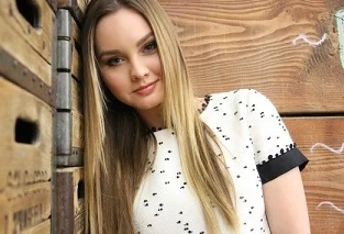 Emma Anderson-Maxwell | Ally Vegaz Wiki | Fandom