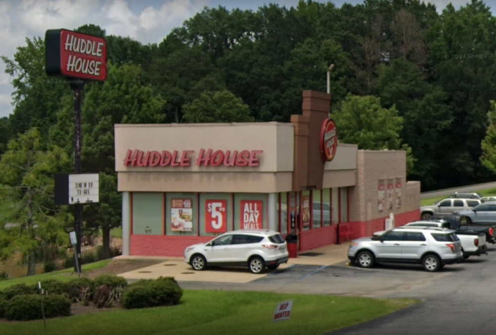 Alexander City Huddle House (Place) | AlternateBazaarArt Wiki | Fandom