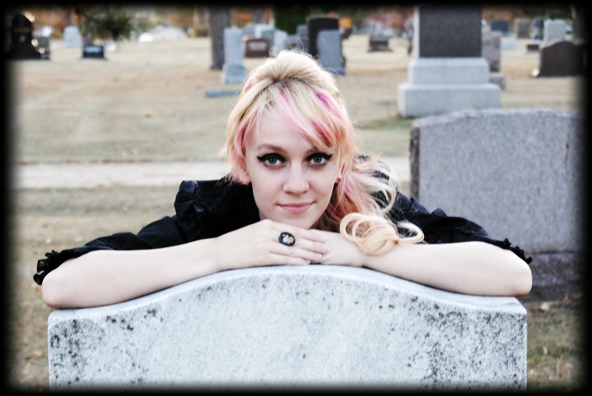 Gothic Victorian Makeup | Alternative Fashion Wiki | Fandom