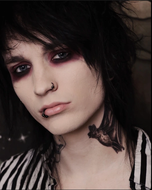 Johnnie Guilbert | AlternativeYouTubers Wikia | Fandom