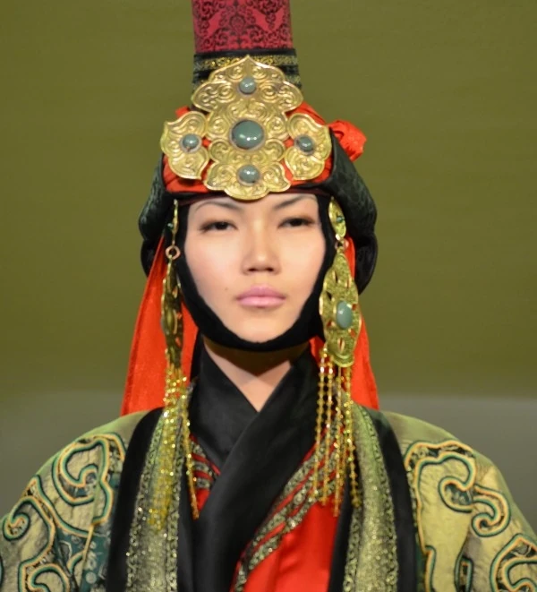 Khatun of the Turks and Mongols (Celestial Ascendance) | Alternative ...