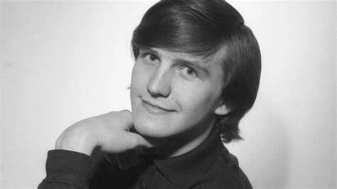 Wayne Fontana (Differently) | Alternative History | Fandom