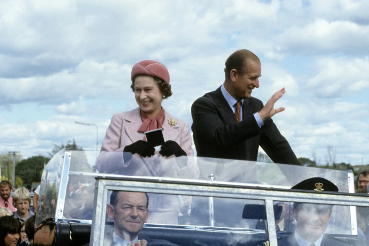 Assassination of Elizabeth II (Calls for Camelot) | Alternative History ...