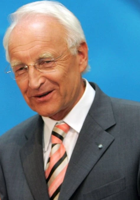 Roberto Stoiber (Universo 26) | História alternativa Wiki | Fandom