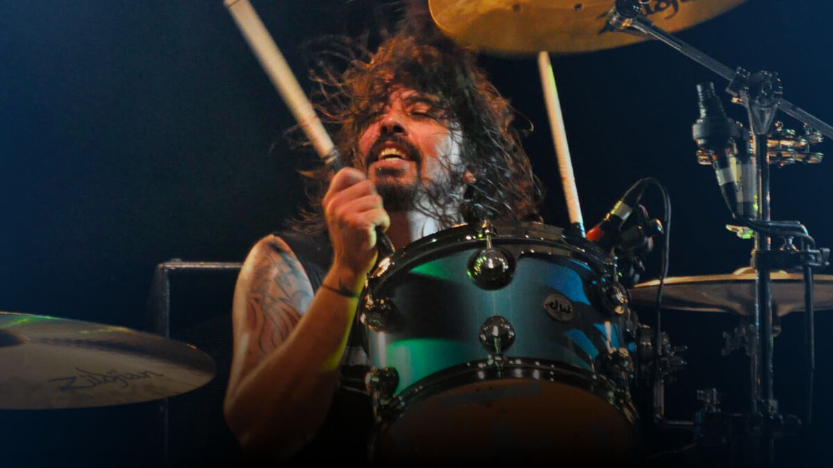 Dave Grohl (Differently) | Alternative History | Fandom Dave Grohl (Differently) | Alternative History | Fandom
