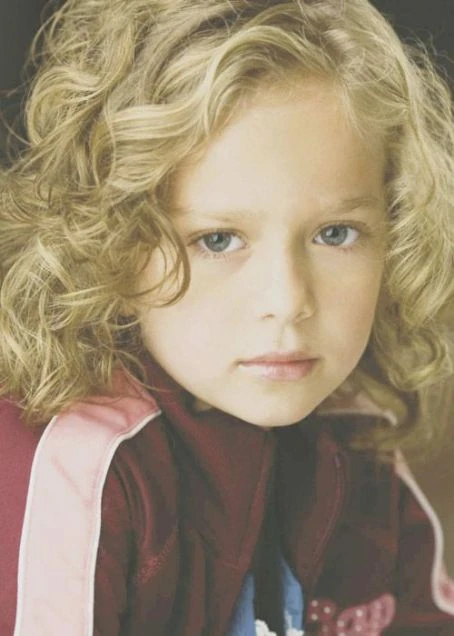 Luna York (Differently) | Alternative History | Fandom