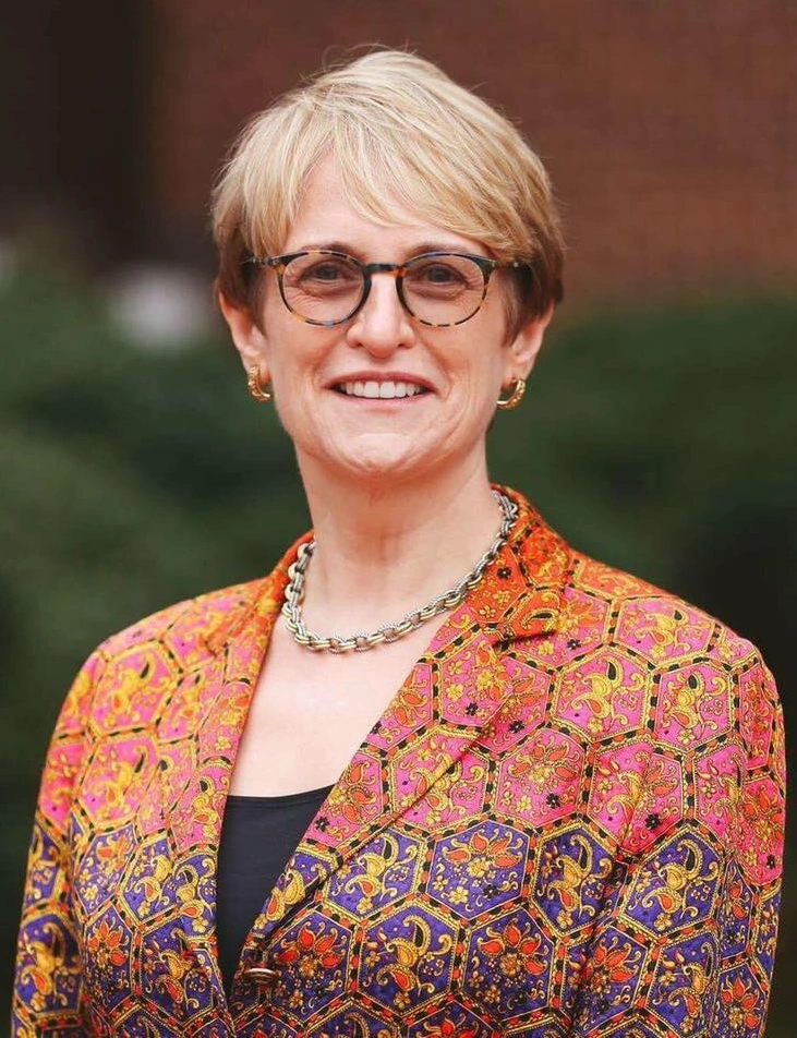 Lorraine W. Sterritt (McGovern '84) | Alternative History | Fandom