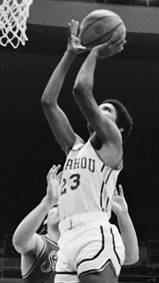 Barack Obama Playing Basketball