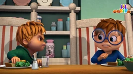 Theo vs. Simon | Alvin and the Chipmunks Wiki | Fandom