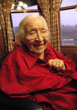 Emelie Weil | The Amazing Everything Wiki | Fandom