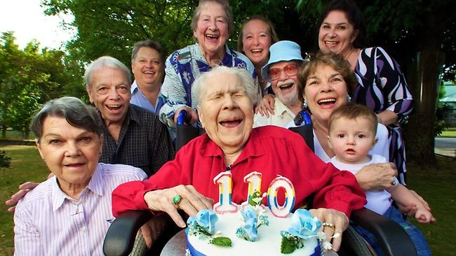 Ethel Farrell | The Amazing Everything Wiki | Fandom