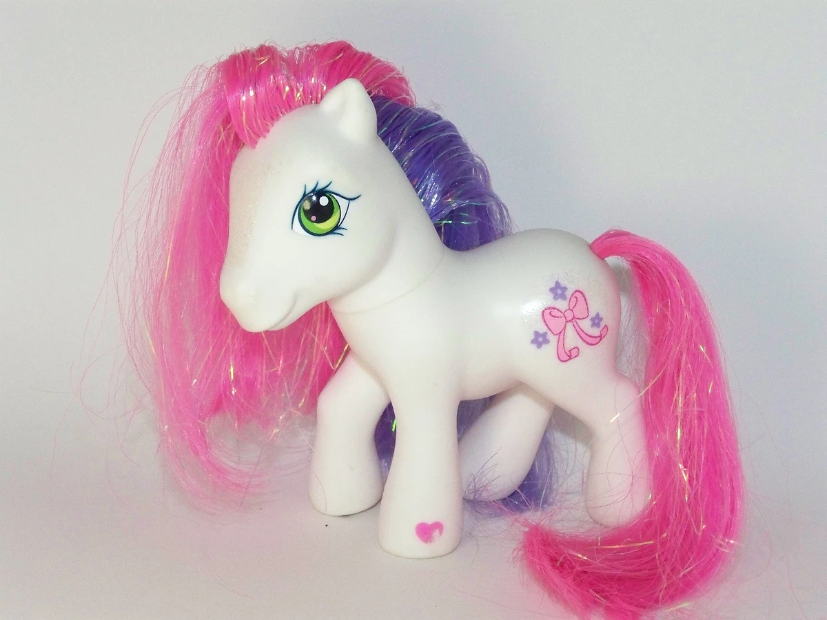 Cute Curtsey | Amberlocks Wiki | Fandom