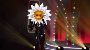 Daisy (UK) | American/Australian/British Masked Singer Wiki | Fandom
