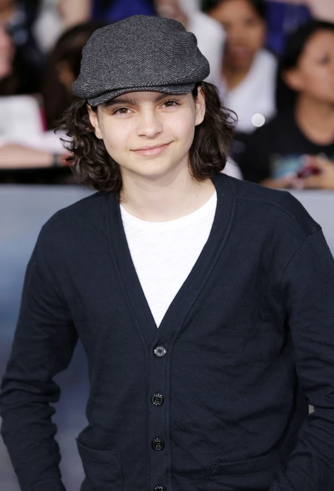 Max Burkholder | American Dad Wiki | Fandom
