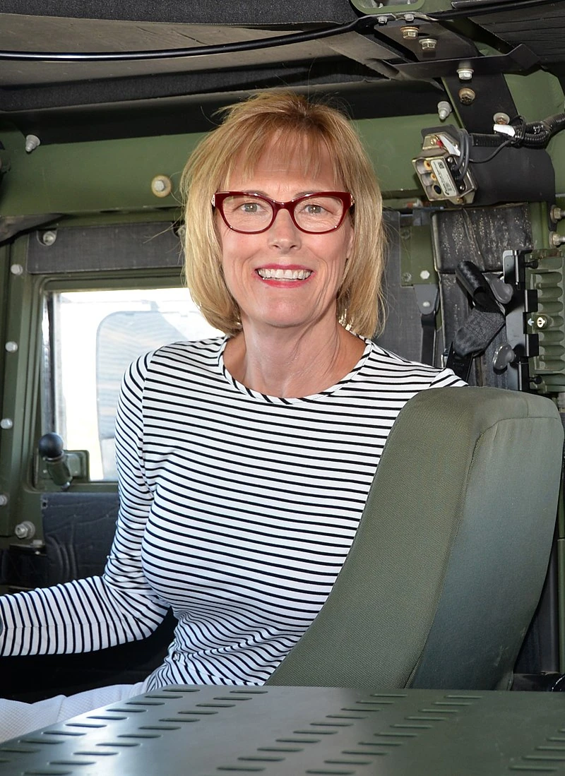 Suzanne Crouch | American Politics Wiki | Fandom