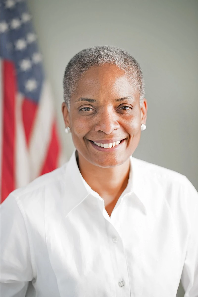 Stephanie Thomas | American Politics Wiki | Fandom