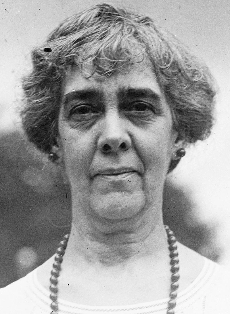 Caro Dawes | American Politics Wiki | Fandom