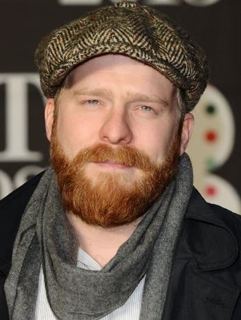 Alex Clare | Amypedia | Fandom
