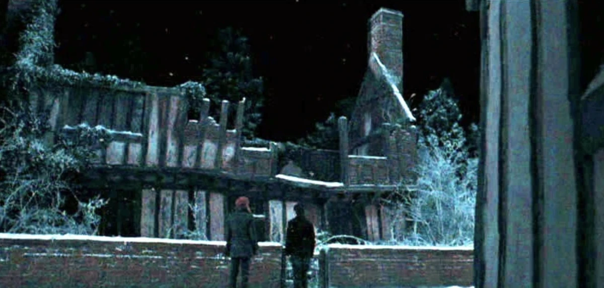 Entire Godric's Hollow | The 5D-Combined-Shared Crossovers for An The ...