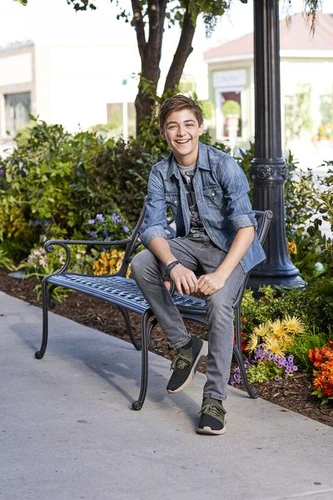 Jonah Beck | Andi Mack Wiki | Fandom