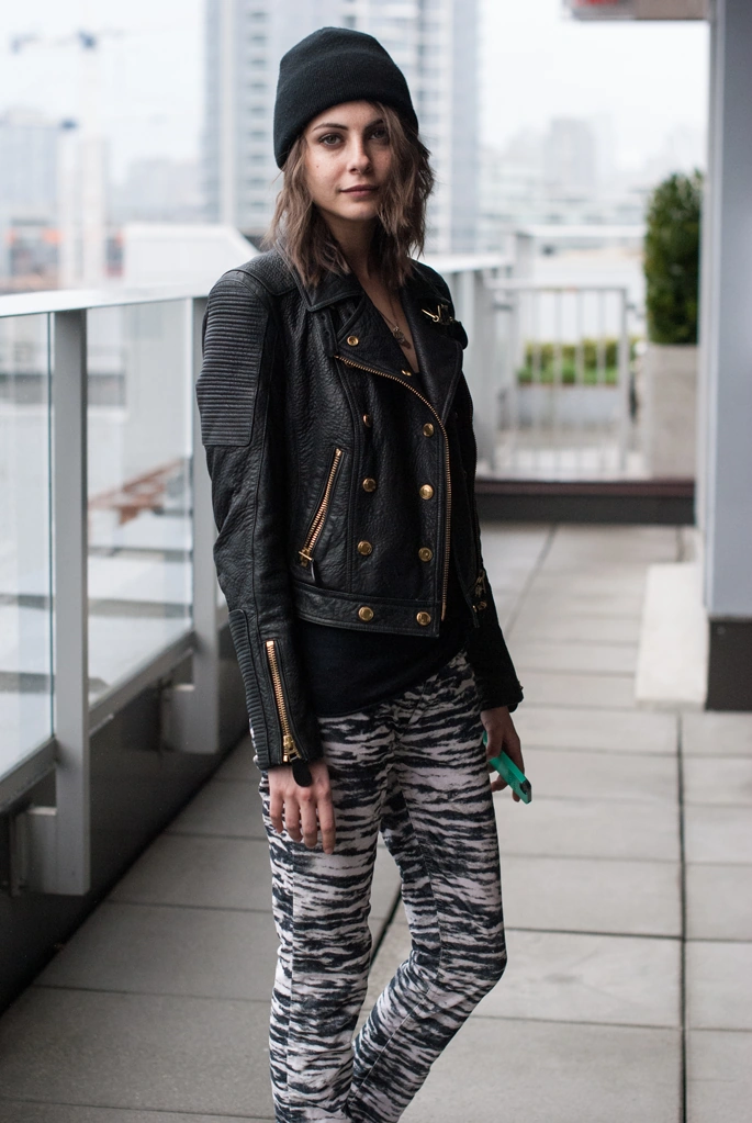 Lauren Swan | Andy Spencer Fanpedia Wiki | Fandom