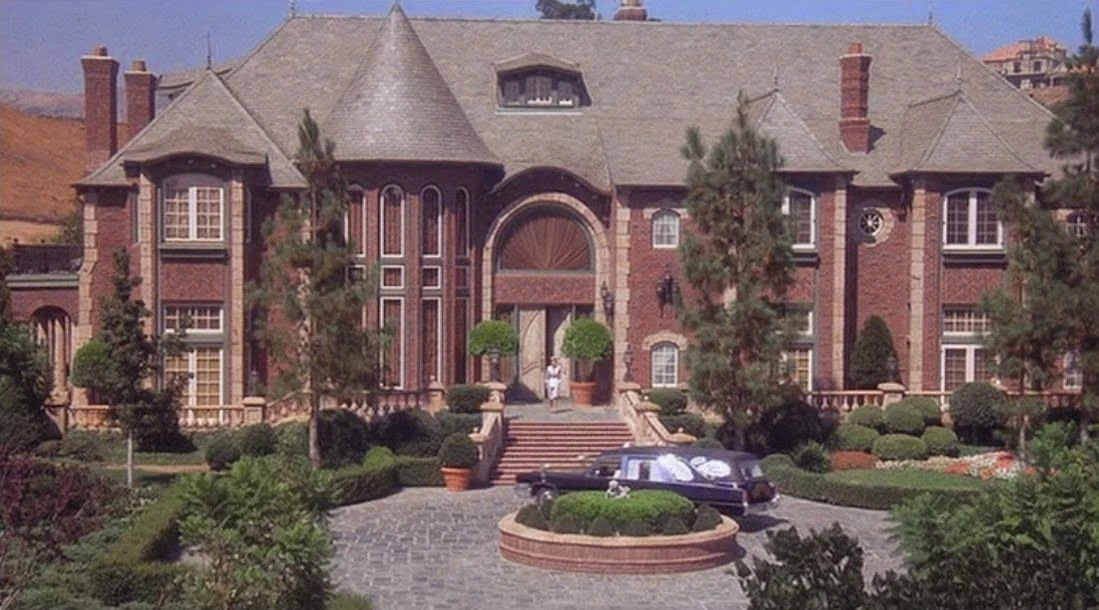 Colby Mansion | Angela Barnes Mysteries Wiki | Fandom
