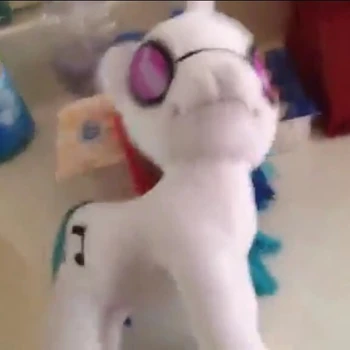 Vinyl Scratch | Angry Birds Adventures Wiki | Fandom