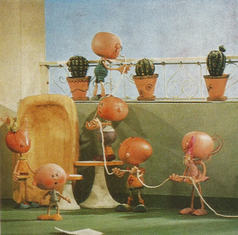 Găina | Animafilm Wiki | Fandom