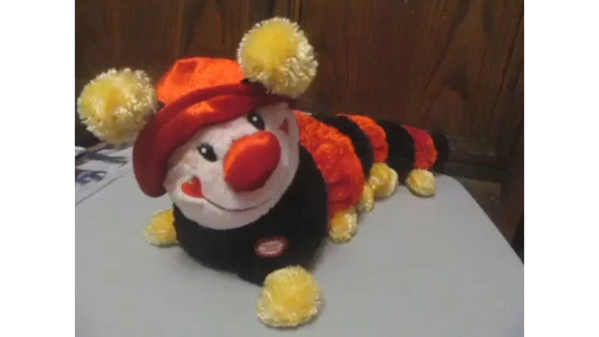 Cuddly Crawling Caterpillar | Animatronic Wiki | Fandom