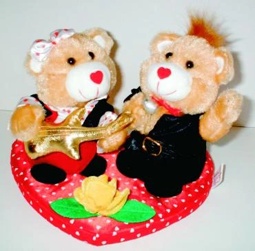 Sweetheart Couple On Heart | Animatronics Wiki | Fandom