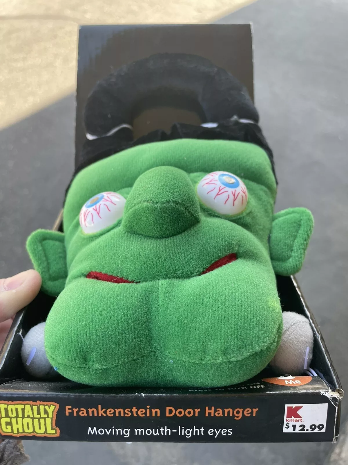 Halloween Door Hanger Monster | Animatronics Wiki | Fandom