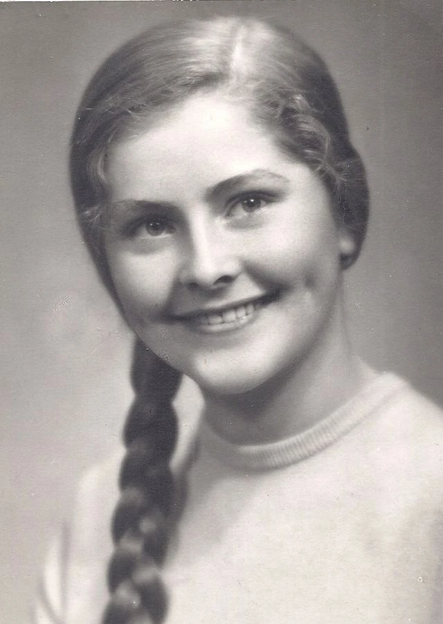 Anna Bučinská | Anne of Green Gables Wiki | Fandom