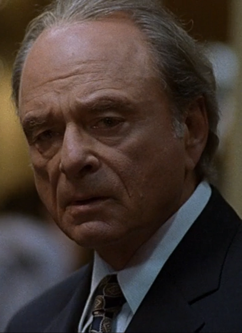 Roger Stanton | Schurken Wiki | Fandom