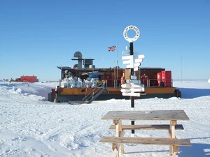 Halley Research Station | Antarctica Wiki | Fandom