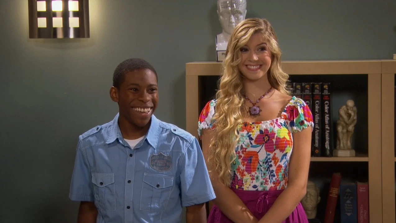 Ant Farm Character Paisley