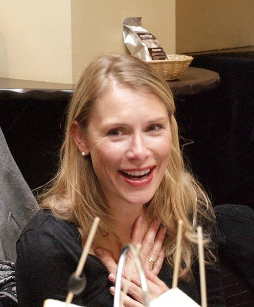 Elle van Rijn | Anubis Wiki | Fandom