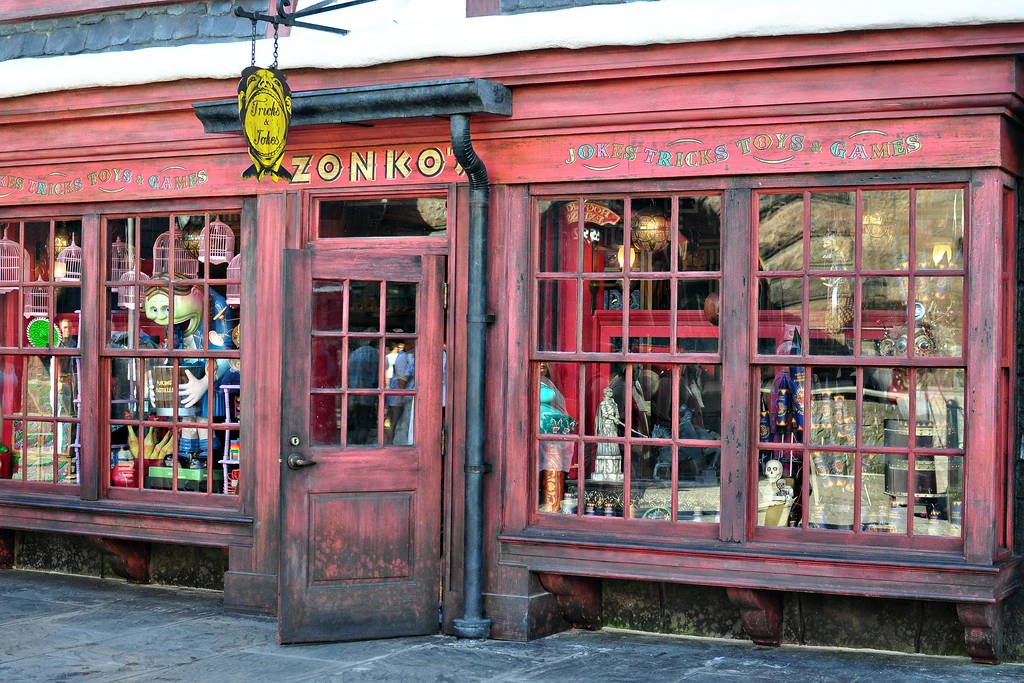 Hogsmeade/Zonko's Joke Shop | Arcana Alliance Wiki | Fandom