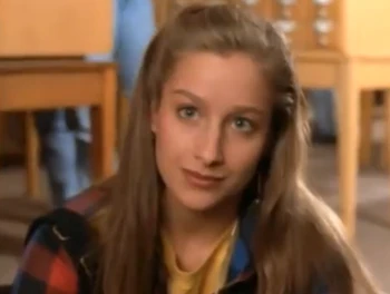 Shelly Bergman | Are You Afraid of the Dark Wiki | Fandom