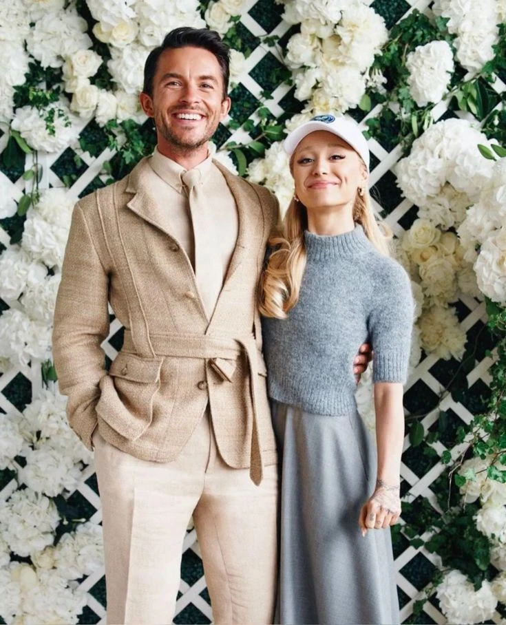 Jonathan Bailey | Ariana Grande Wiki | Fandom