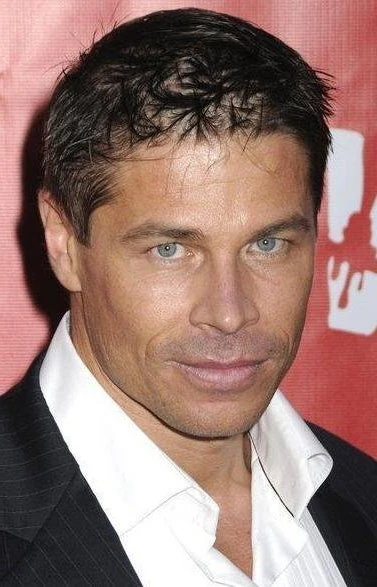 Roland Kickinger | Armored Heroes Wiki | Fandom